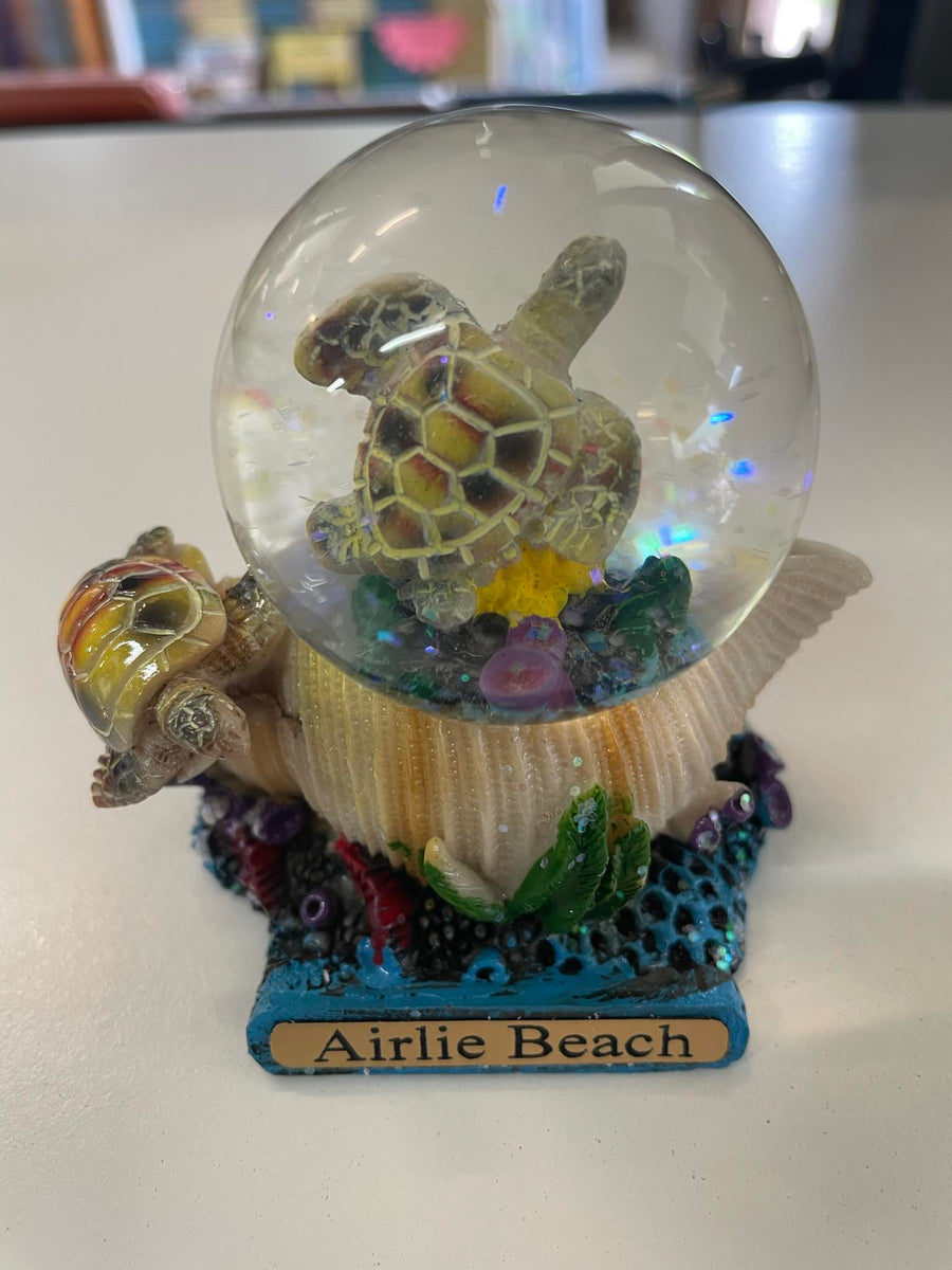 Two Turtles and Shell Water Ball - Airlie Beach – Beach Book Boutique